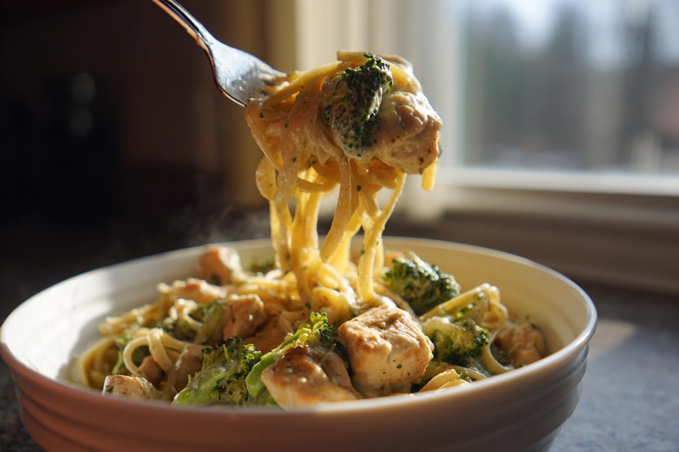 Romige Kip & Broccoli Pasta: 35 Minuten Goddelijk! - smaakvolle